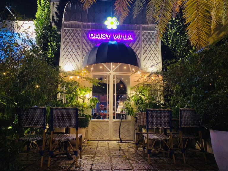 雛菊daisy villa餐酒館｜南洋渡假風酒吧，必點配角拼盤X特色水煙，放鬆享受美好夜生活